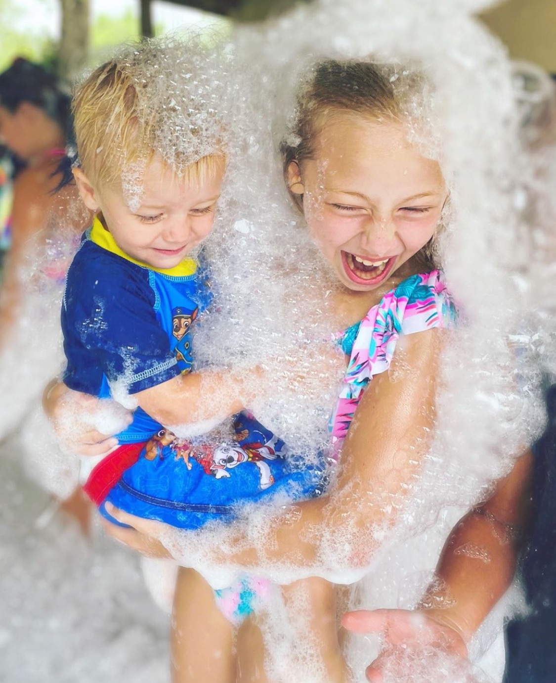Foam Parties - Splash Mountain Hawaii